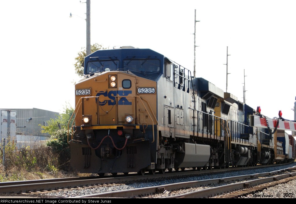 CSX 5235 Q578
